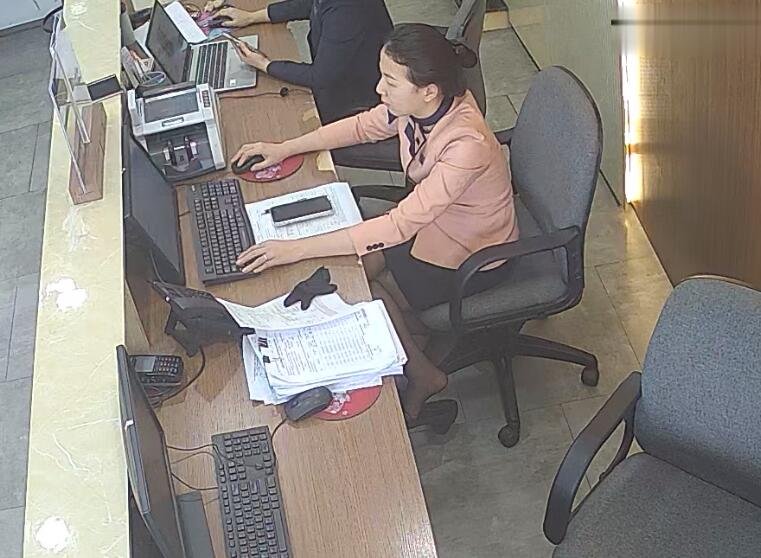 The jewelry store girls in black nylon dangling shoeplay daily show 24